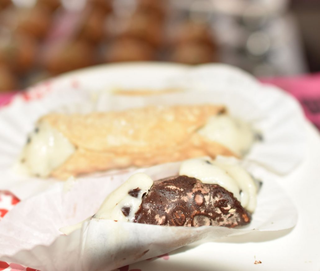Cannolli - Miss Angel's Heavenly Pies Inc.
